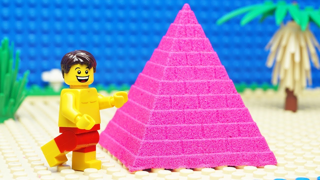 Lego Kinetic Sand Building - YouTube