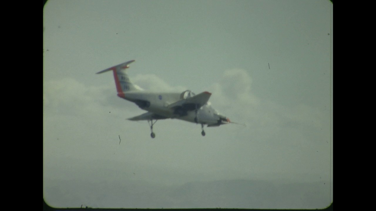 F 3131 XV5B test flights NASA Ames roll 10,11 - YouTube
