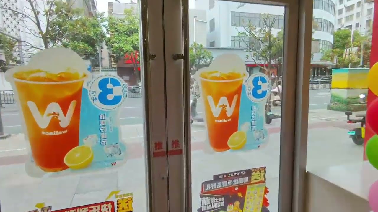 Day 1 as a Meituan Delivery Driver My Second Order Was a Burger - YouTube