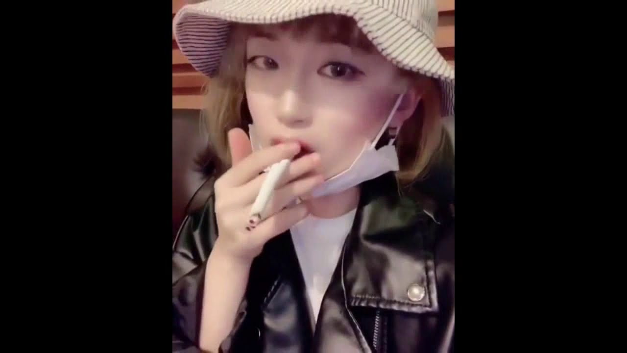 Korean Girl Smoking 8 - YouTube