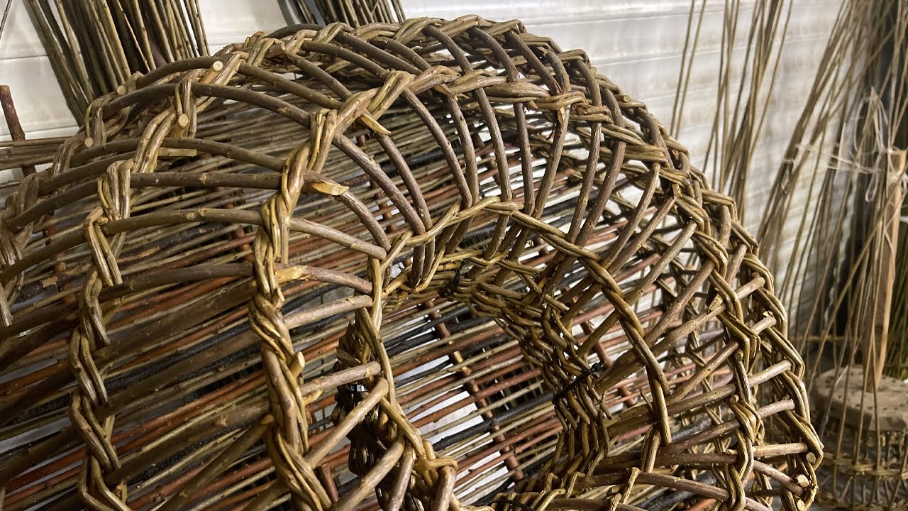 Making a Guernsey Willow Crab Pot with Max Gaudion - YouTube
