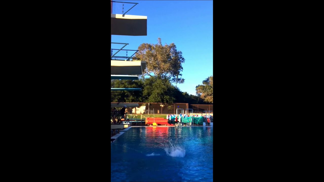 Slow motion springboard diving - YouTube