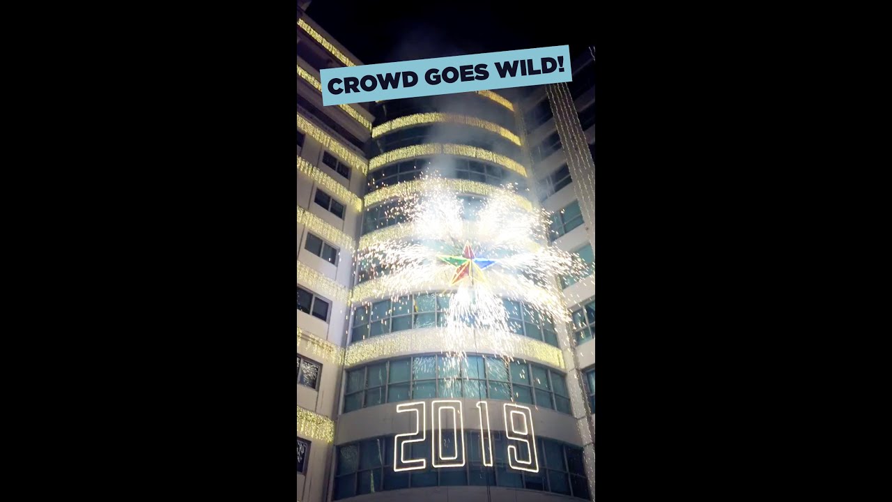 Last Minute of 2019 - 2020 New Year's Countdown in Philippines ...