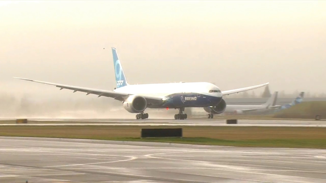 B777X First Takeoff in Seattle! - YouTube