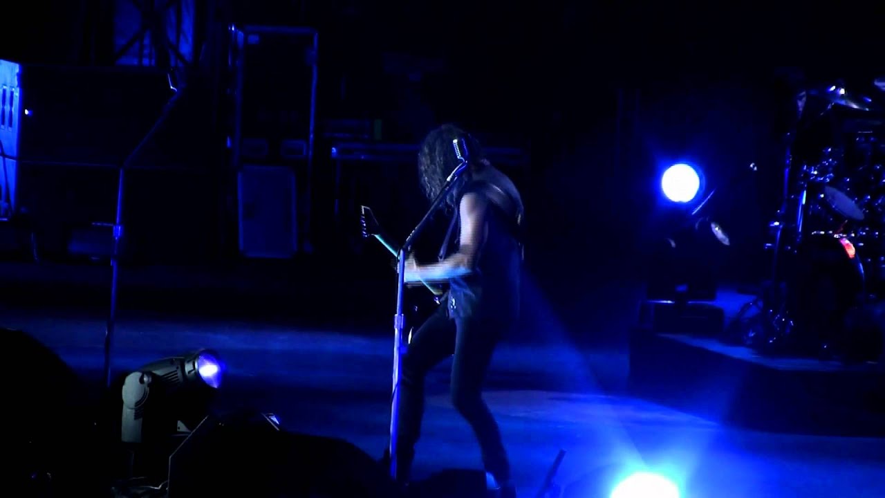 Metallica - The Memory Remains Live in Gelsenkirchen 2011 - YouTube
