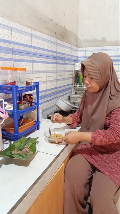 meluangkan waktu untuk jajan tanpa gangguan bocil #shorts #irt #dailylife #minivlog #cooking # ...