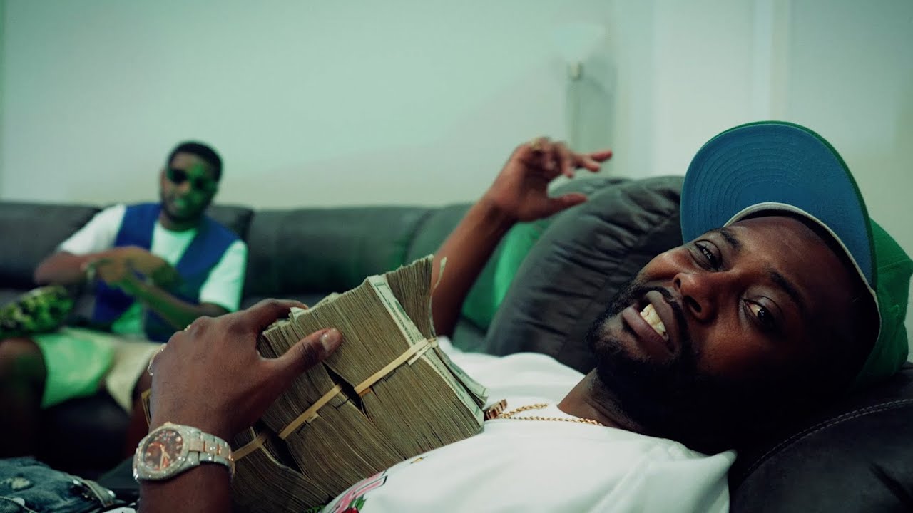 Maui Mac - Fly Shit (Official Music Video) - YouTube