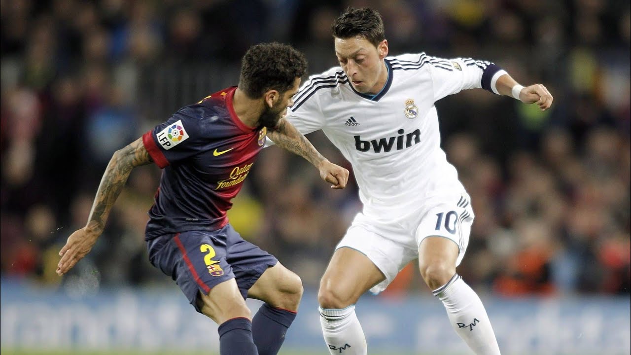 MESUT OZIL | the midfield genius🔥 - YouTube