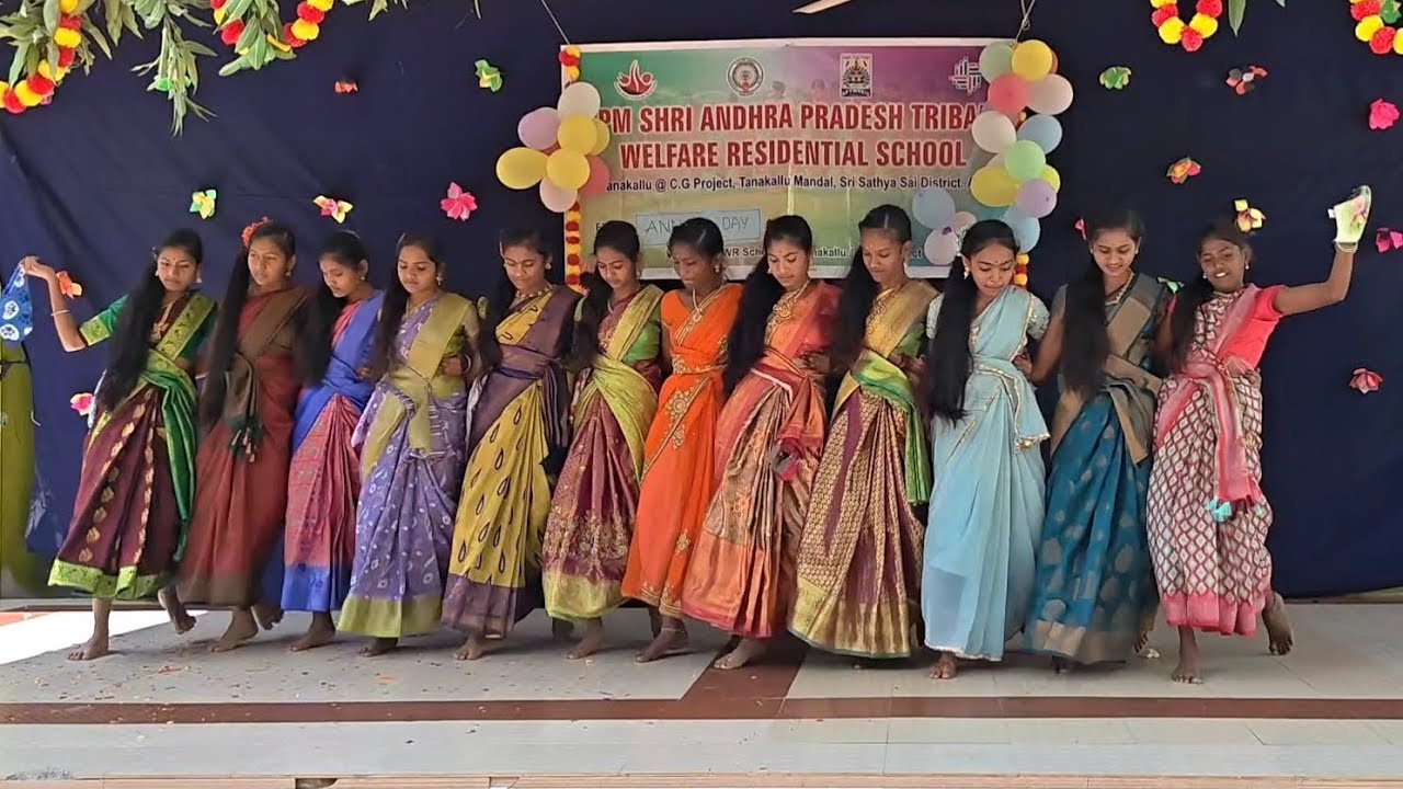 Dhimsa Song performances - YouTube