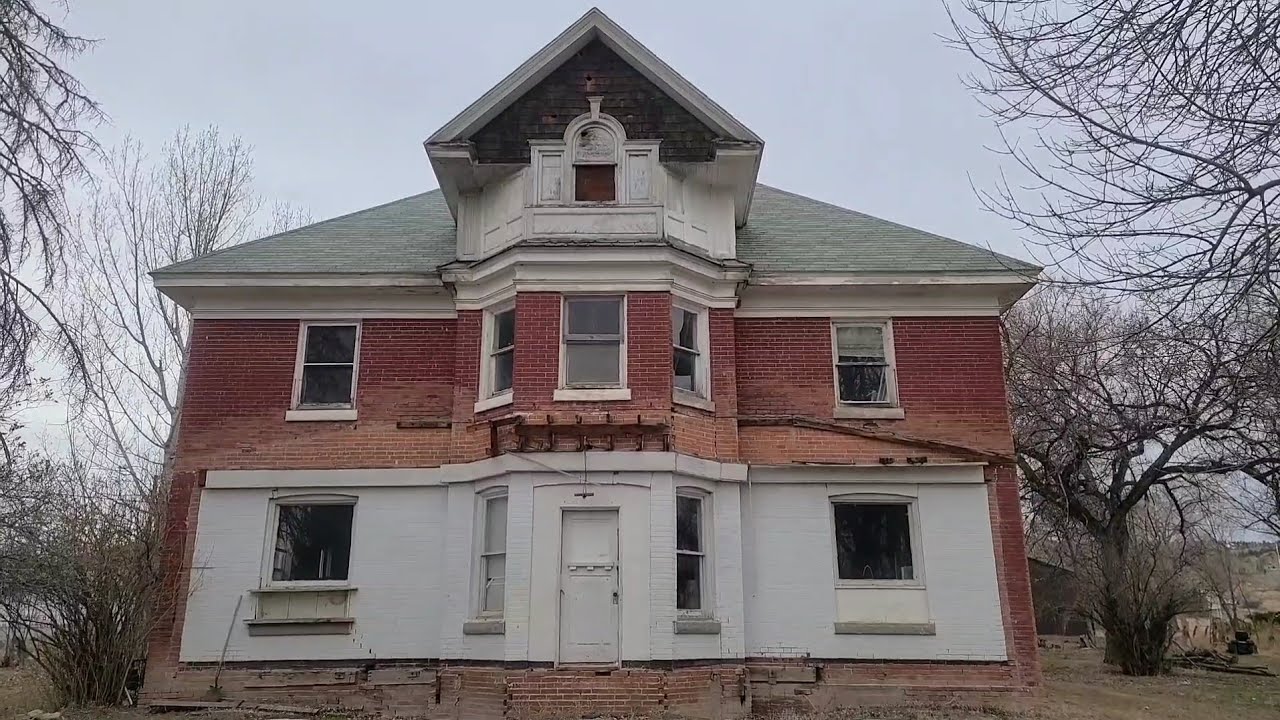 The Brooder House - YouTube