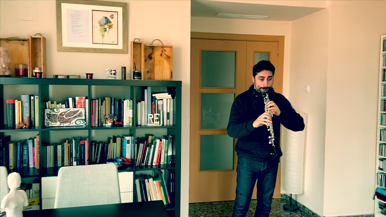 J. S. Bach BWV 1031 Daniel Fuster ( Oboe ) - YouTube
