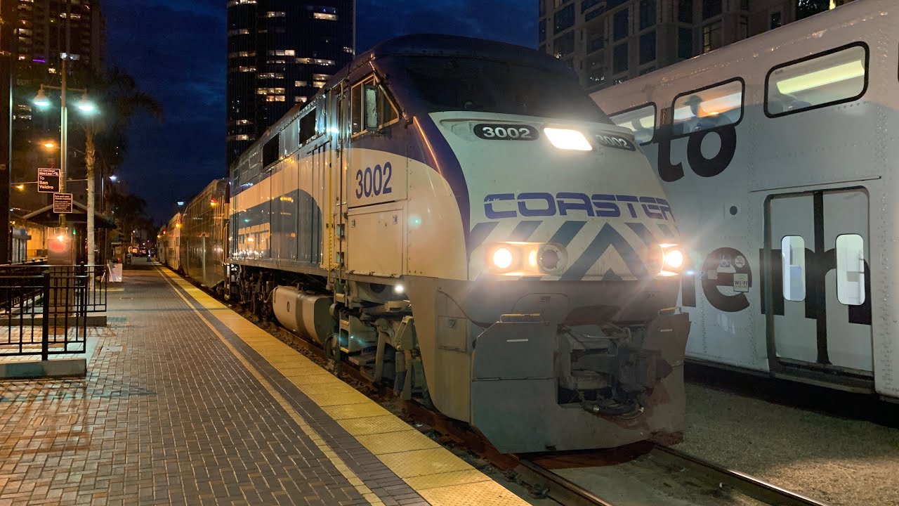 Coaster 639 with F59PHI - YouTube