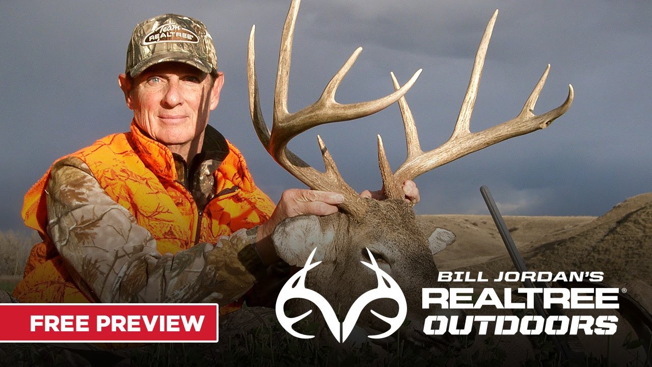 Realtree Outdoors | Realtree Farms Hayblower Buck | Free Preview - YouTube