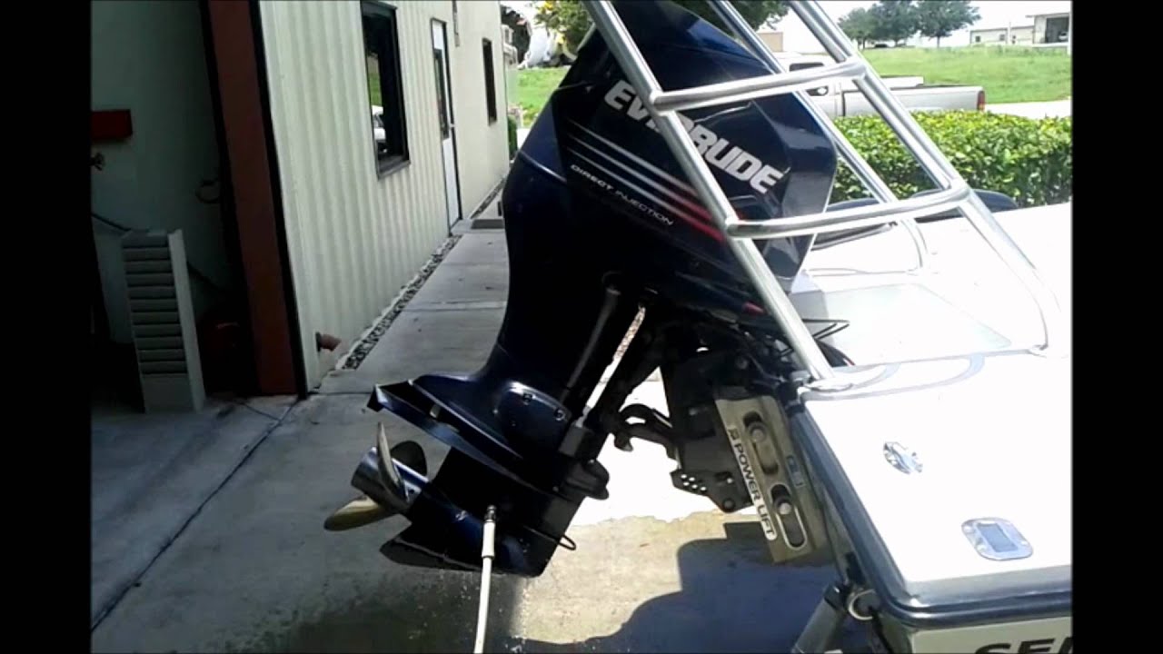 2005 Evinrude 135 E135FPLSOB Outboard Boat Motor Engine w/ Raker Prop ...
