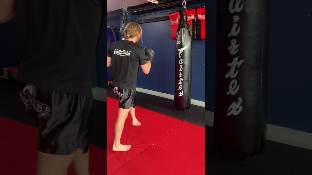 Right front kick -left round kick - YouTube