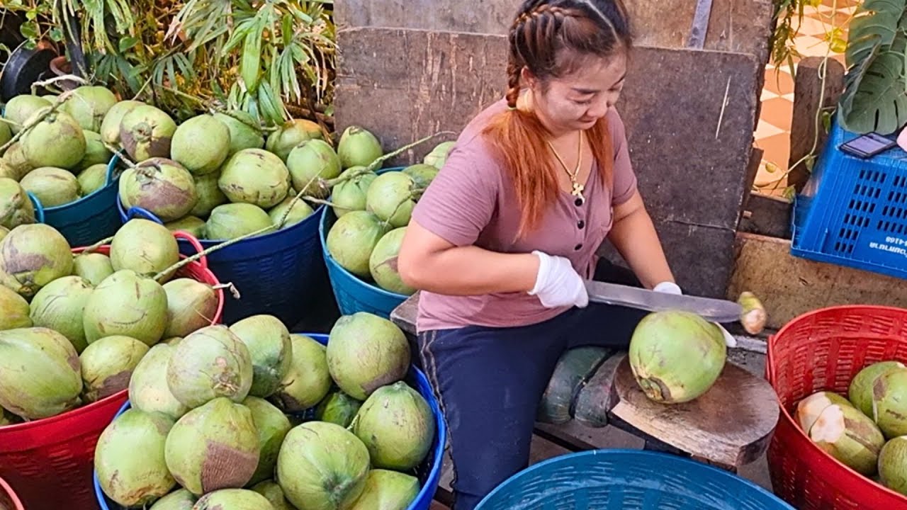 Master Coconut Cutters at Work - Satisfying Fruit Cutting Skills in ...