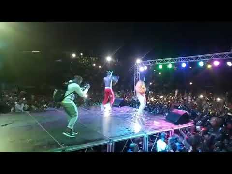 HII NDIO SHOW ILIYOWAPONZA DIAMOND NA RAYVANNY, NYEGEZI MWANZA