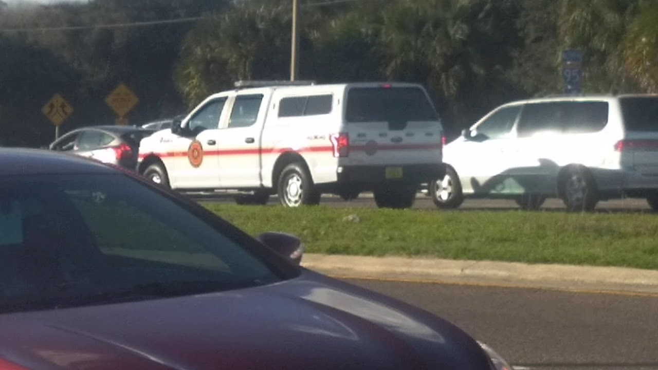 JFRD Rescue 107 returning - YouTube