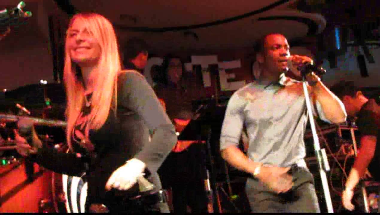 CORAZON ESPINADO - GLENN MILLER con VALENTINA - YouTube