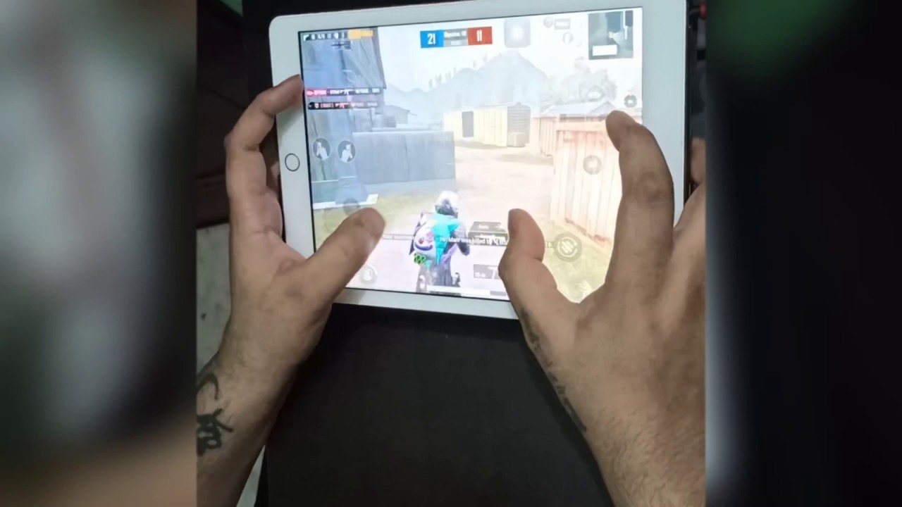 iPad 6th Generation HANDCAM - Best 4 Finger Claw & Full Gyroscope With ...