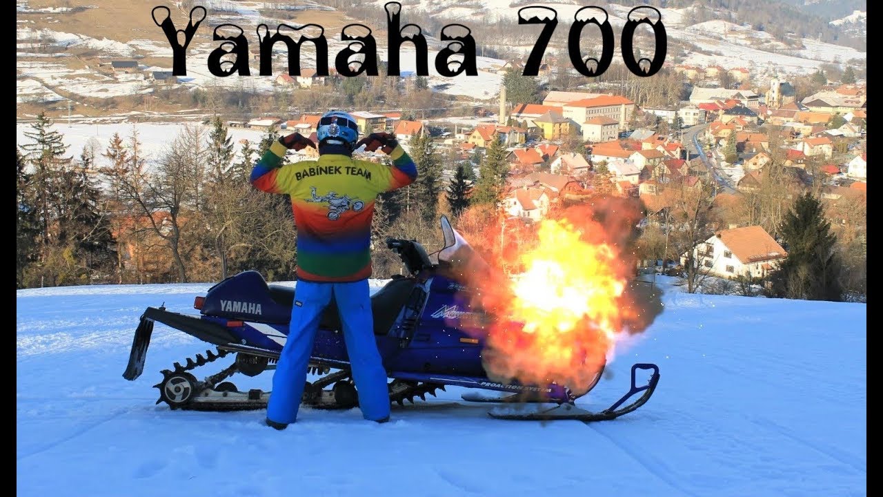 Snowmobile (yamaha mountain-Max 700= - YouTube