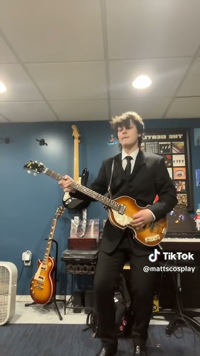 Cool paul McCartney cosplayer #thebeatles - YouTube