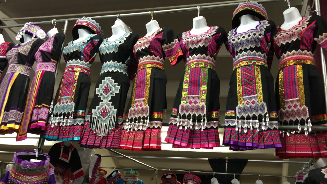 Hmong Green Bay New Year 2017 - YouTube