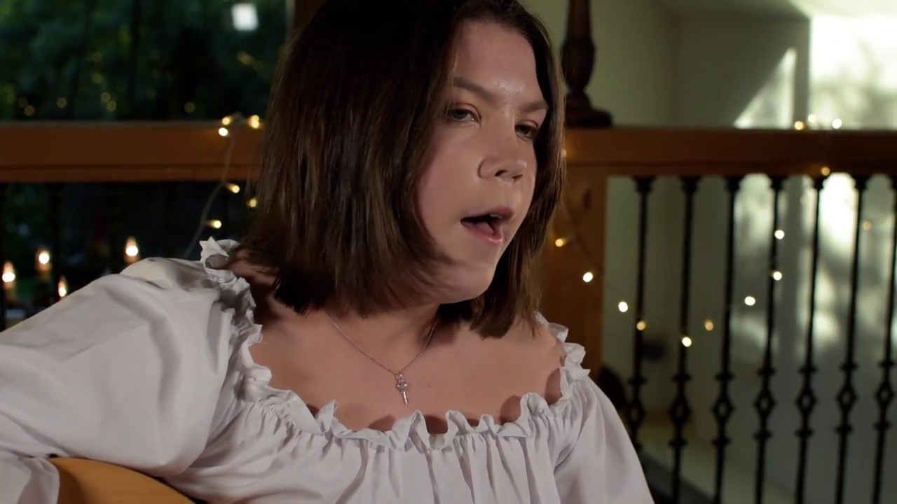Sessions in the house 65. Amy Meehan. Everybody hurts. - YouTube