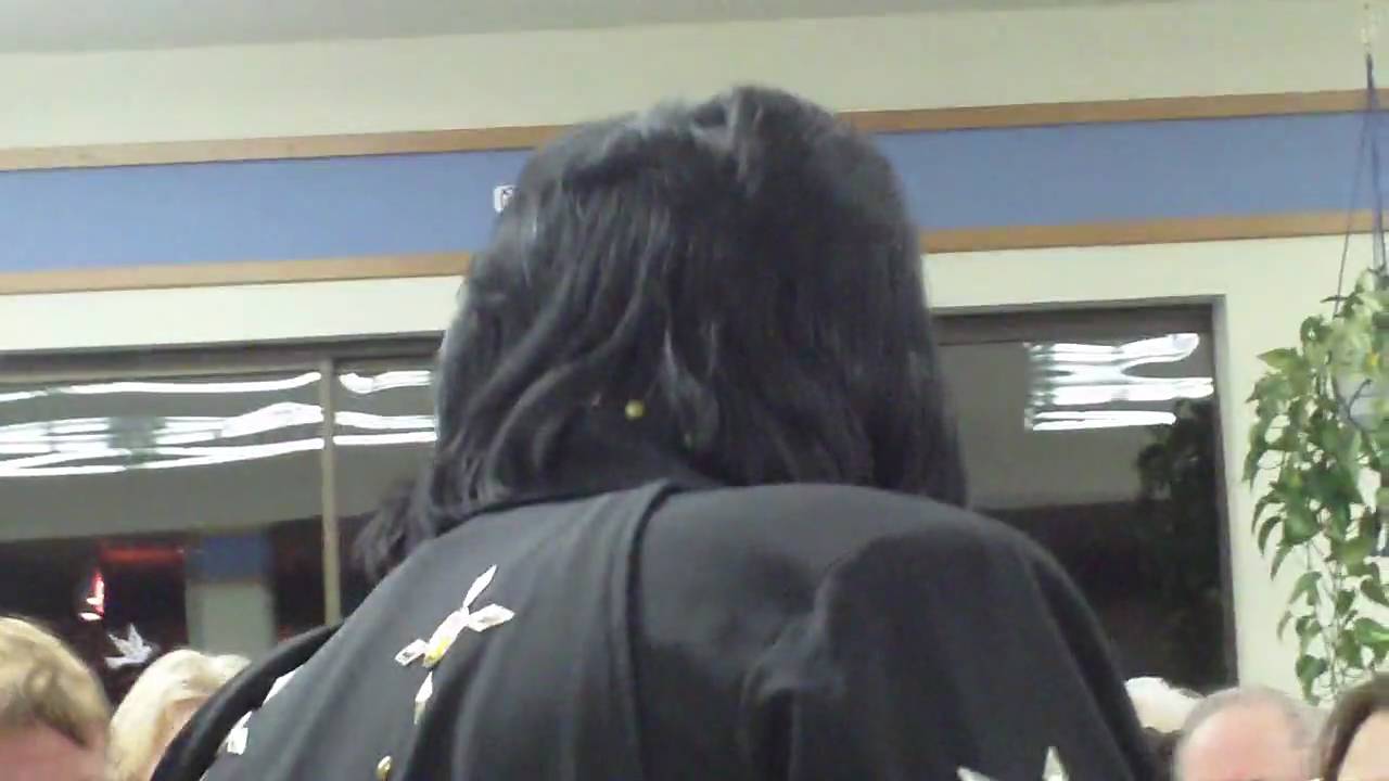 Kerry Summers as Elvis - YouTube