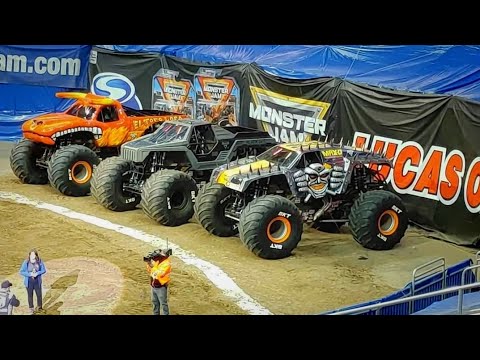 Monster Jam Newark, NJ 1-29-22 (Saturday Evening Show) Highlights - YouTube