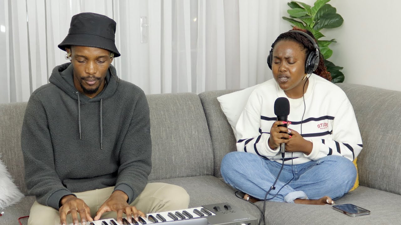 10 MINUTE INTIMATE INTERCESSORY WORSHIP WITH ZUBENATHI MKONDO - YouTube