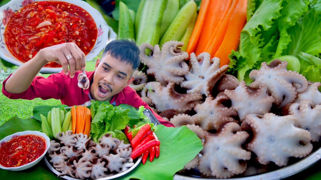 Wow So Yummy Eating octopus with chili sauce with vegetable recipe ...