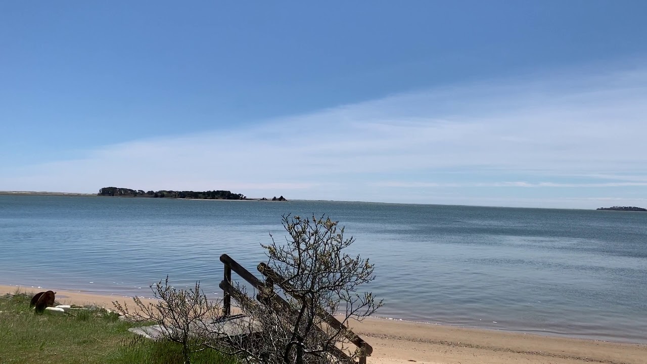 Waterfront 3-Bedroom Cape Cod vacation rental With Private Beach and ...