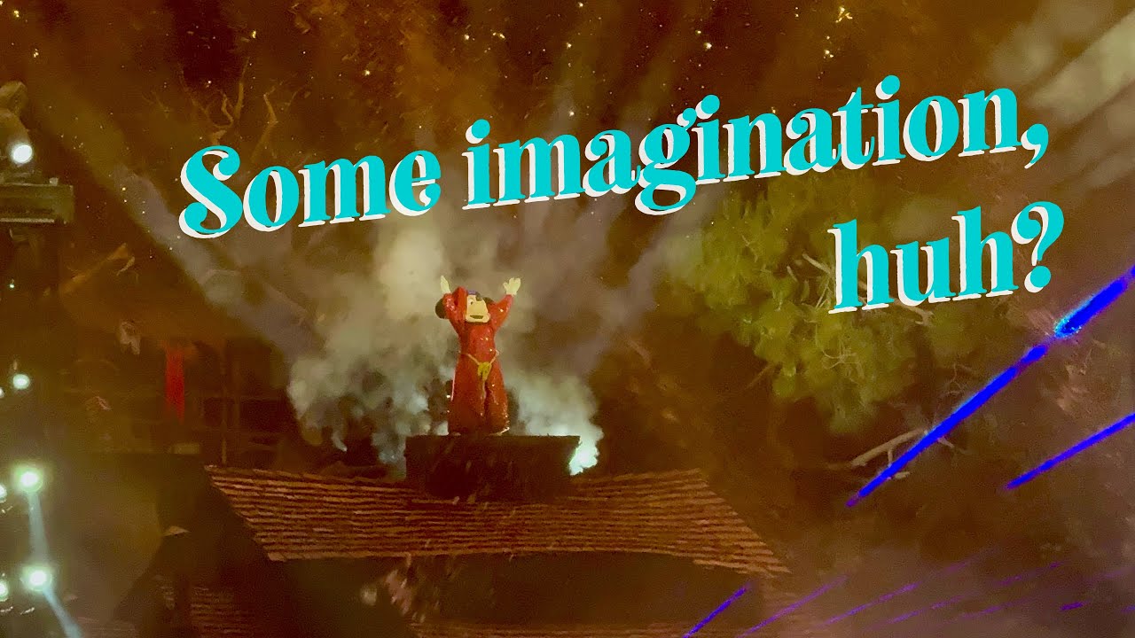 Fantasmic - Steamboat with characters - 2025 - YouTube