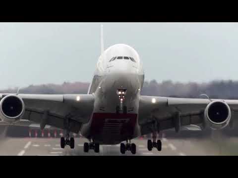 SMOOTHEST AIRBUS 380 LANDING ever Emirates A380 - YouTube