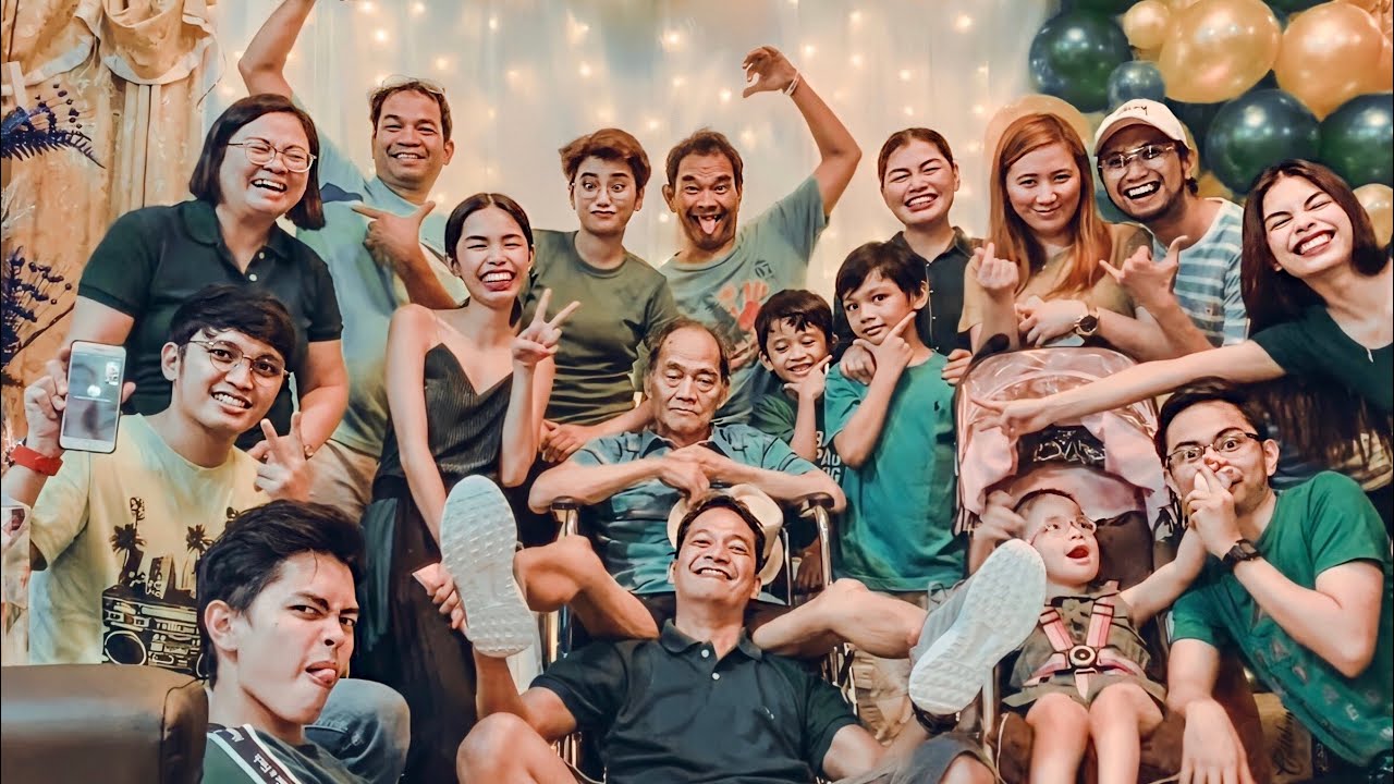 FAMILIA SERRANO 🎄FAMILY IS FOREVER - YouTube