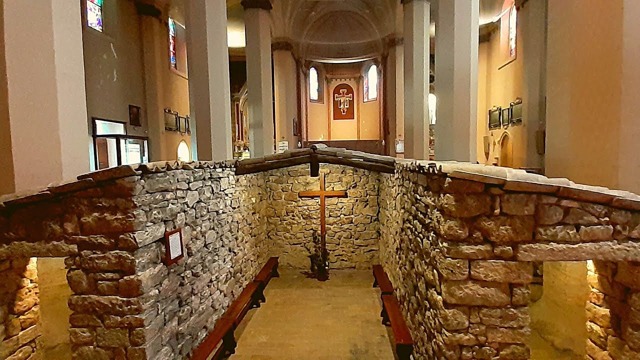 Il Sacro Tugurio di San Francesco e il Santuario di Rivotorto (Assisi ...