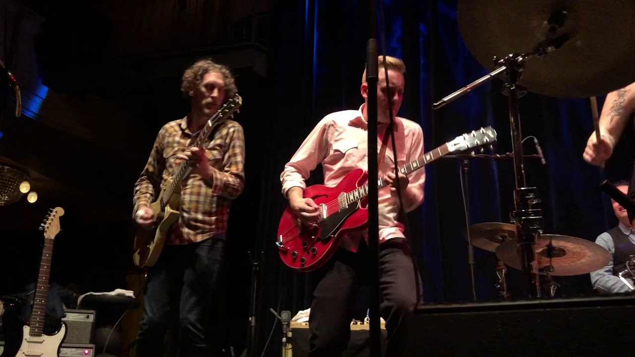 Lindsay Beaver & Brad Stivers jam w/ Johnny Moeller "Lucille" - YouTube