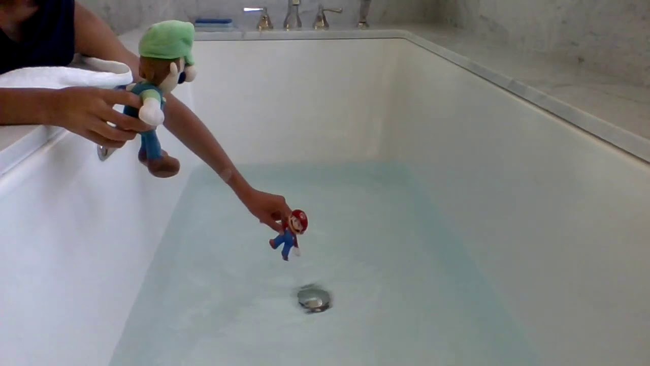 Mario takes a bath part 2 - YouTube