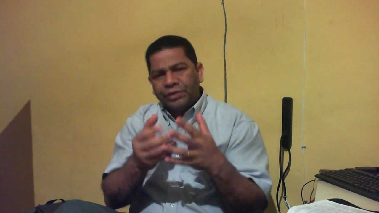 ¿Sobre qué estas edificando tu vida? - YouTube