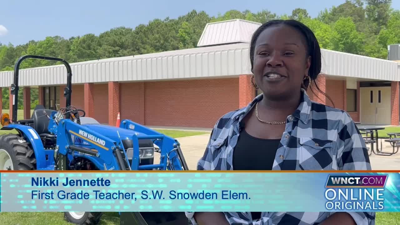 S.W. Snowden Elementary school holds farm day event - YouTube