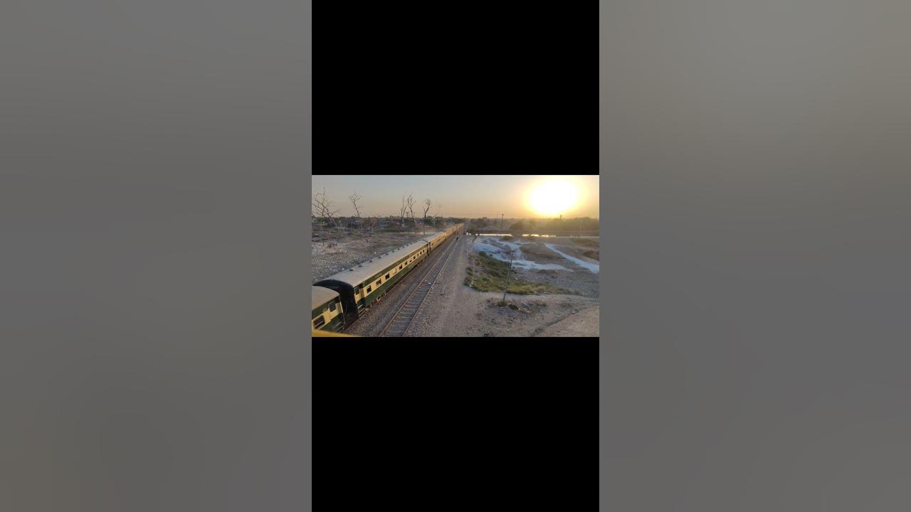 28DN Shalimar Express With GEU-40 Crossing From Rahim Yar Khan Railway Underpass | Pakistan ...