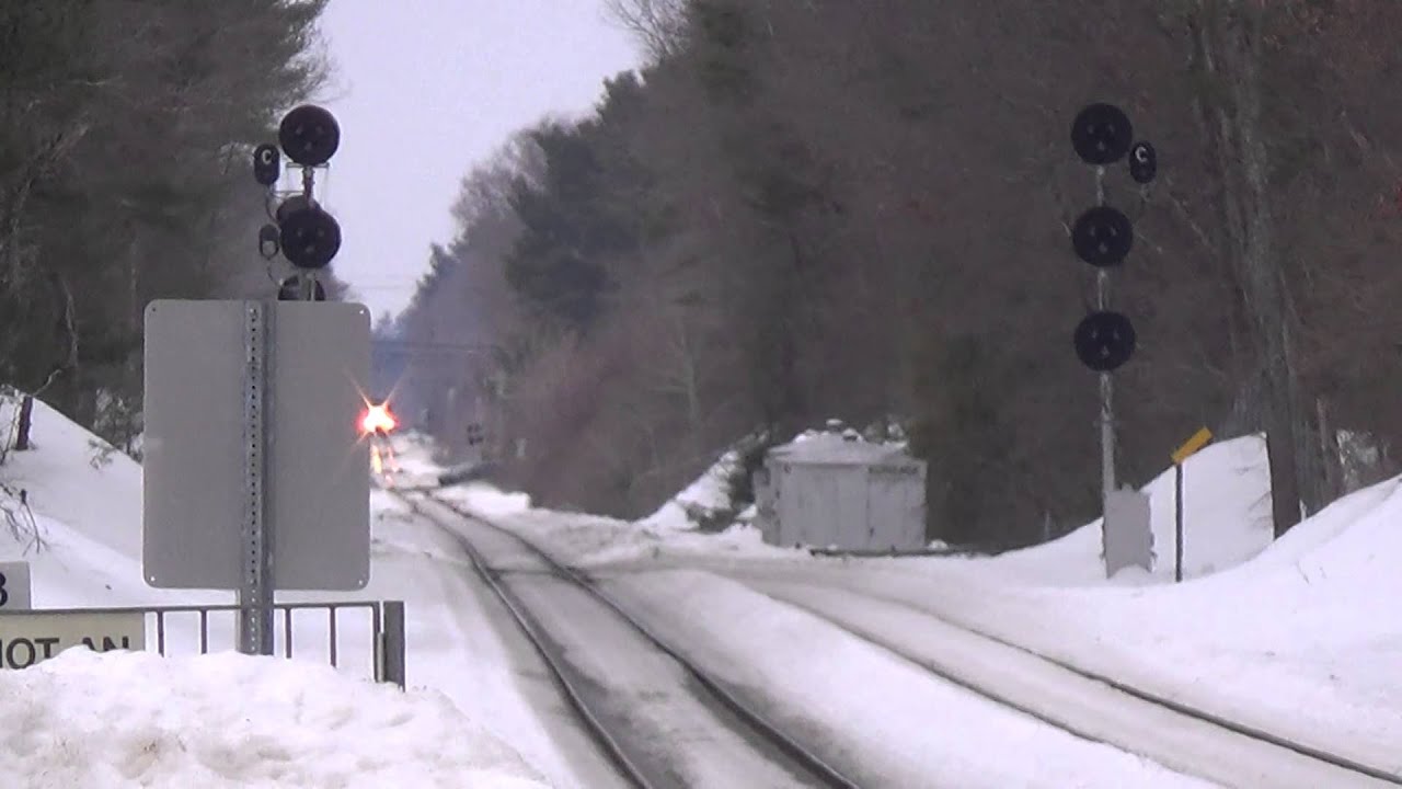 MBTA F40PH-2C #1063 Winter recovery Halifax, MA - YouTube