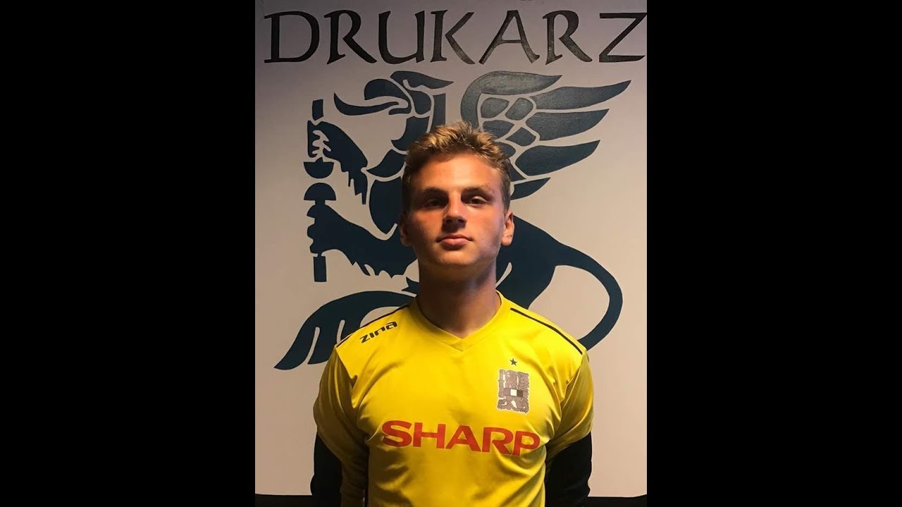 Adam Filipiuk /'02/ - another brilliant young goalkeeper from Poland ...