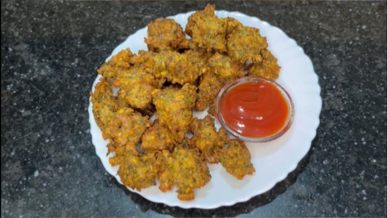 Moong daal bhajiya /green moong daal pakoda recipe/tea time snack - YouTube