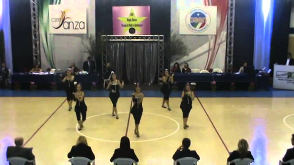 Syncro Latin "SAMBA E" - 1° Posto FLY DANCE (Over 16) - YouTube