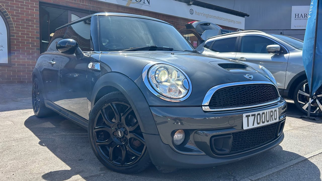Mini Hatch 2.0 Cooper SD Hatchback 3dr Diesel Manual - YouTube
