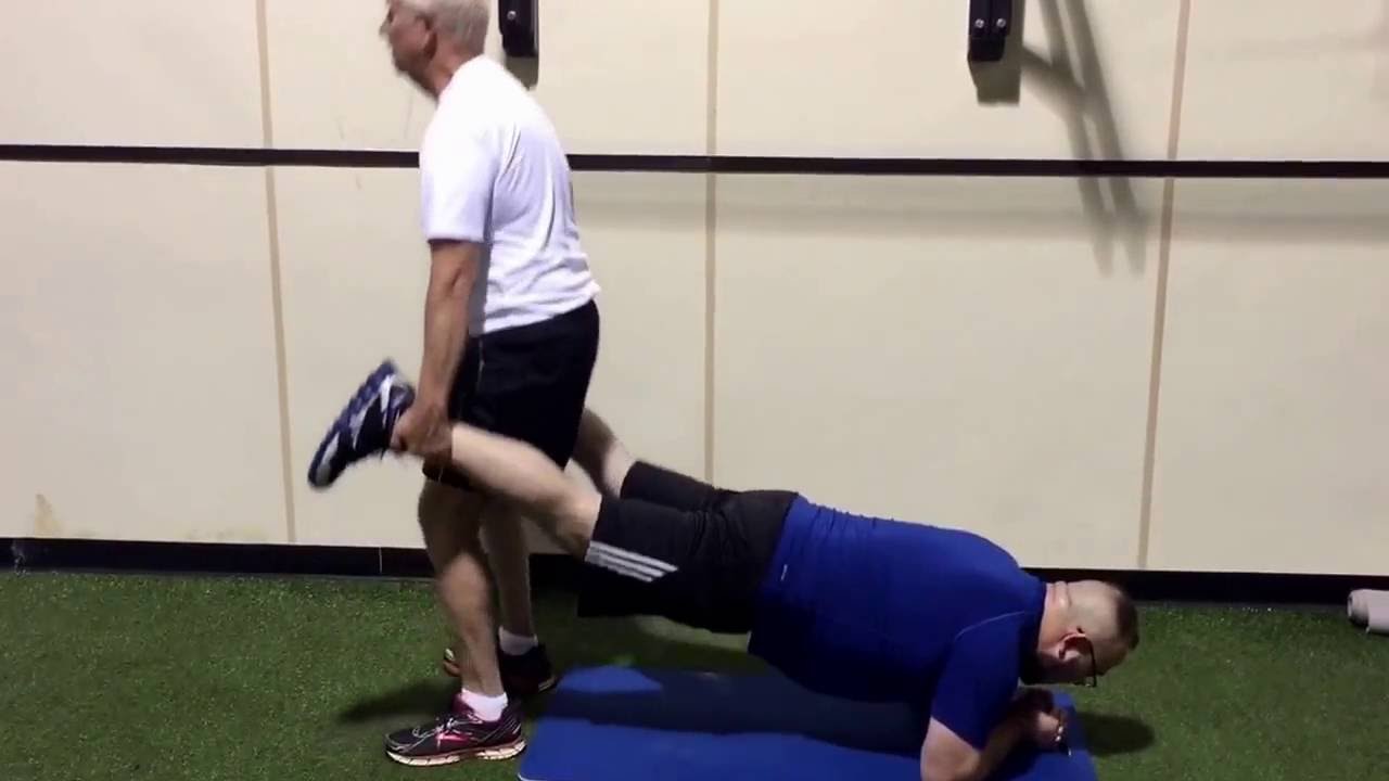 Partner Plank & Squat - YouTube