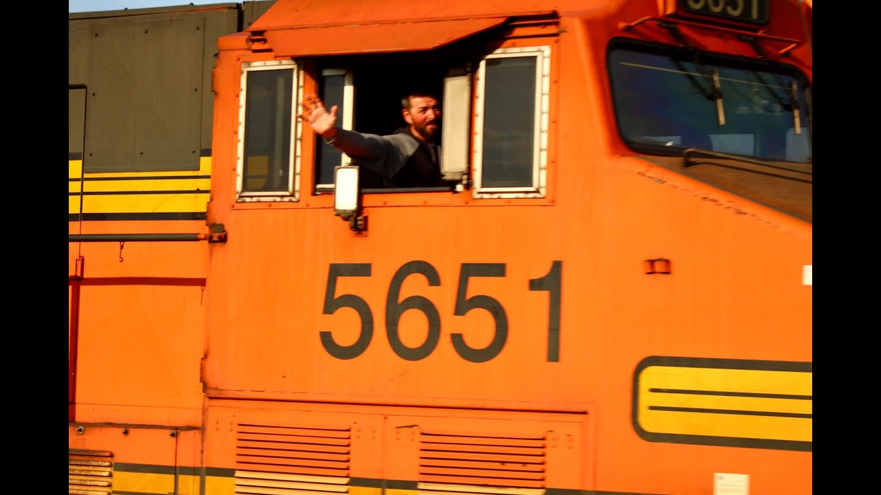 Waving Train Engineer, UP Horn Show and More | Hinckley Subdivision ...