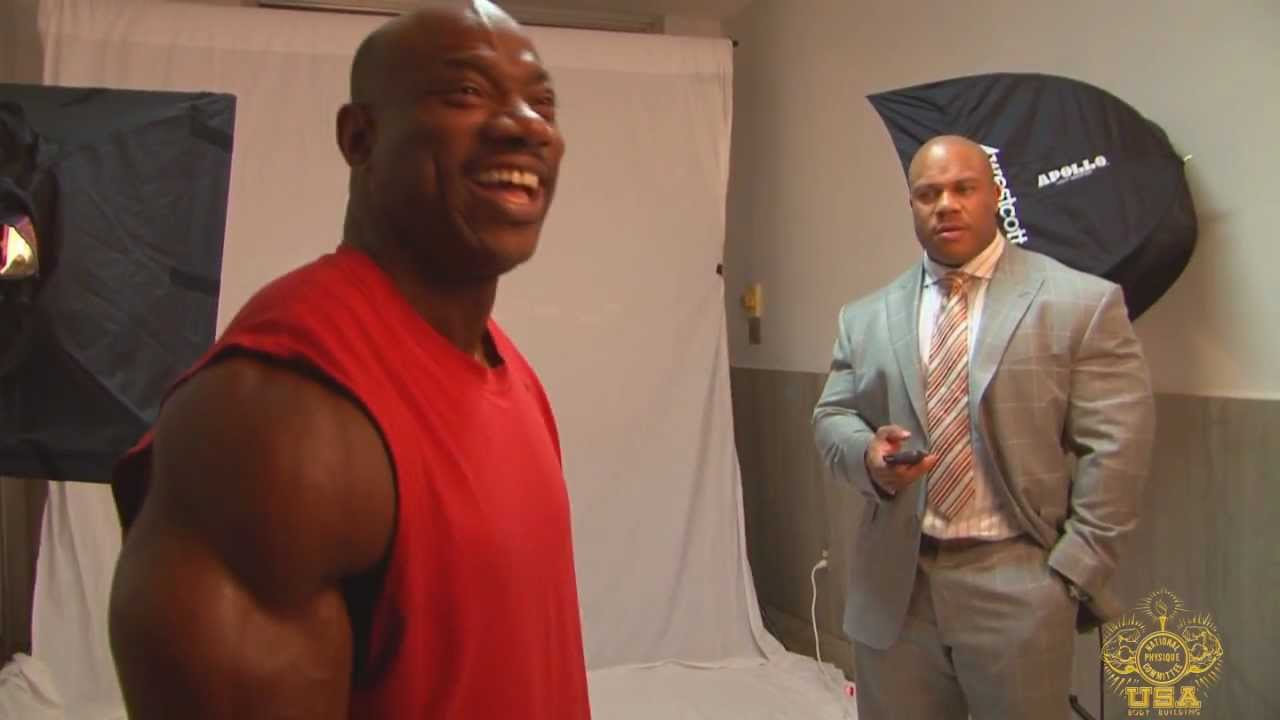 Dexter Jackson Photo Shoot & Interview After Winning the 2013 Arnold ...